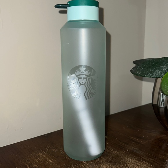 Starbucks | Dining | Nwt Starbucks Soft Plastic Clear And Green Cap ...